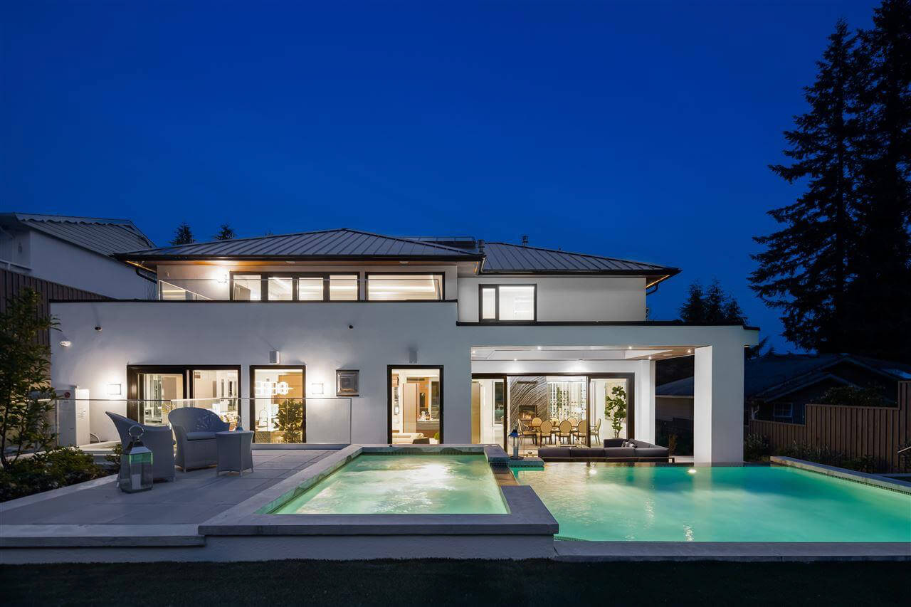 Gorgeous Examples of European Windows Being Used in Vancouver Luxury ...